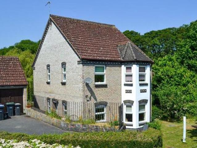 4 Bedroom Detached House For Sale In Market Lavington
