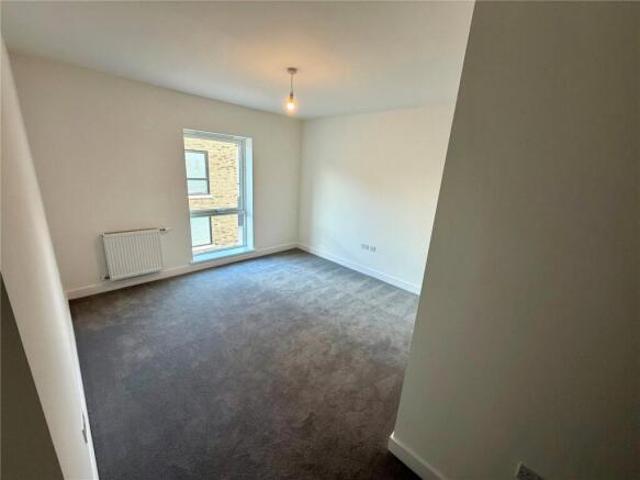 4 bedroom detached house for sale in Marleigh Park, Newmarket Road, Cambridge, CB5