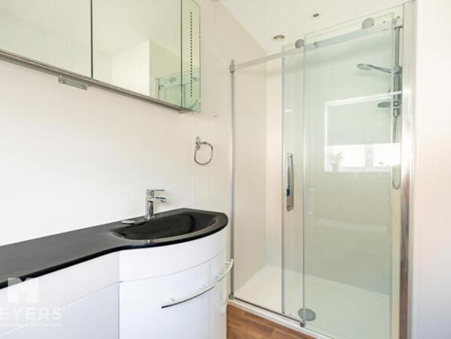 4 bedroom detached house for sale in Marshwood Avenue, Canford Heath, Poole, BH17