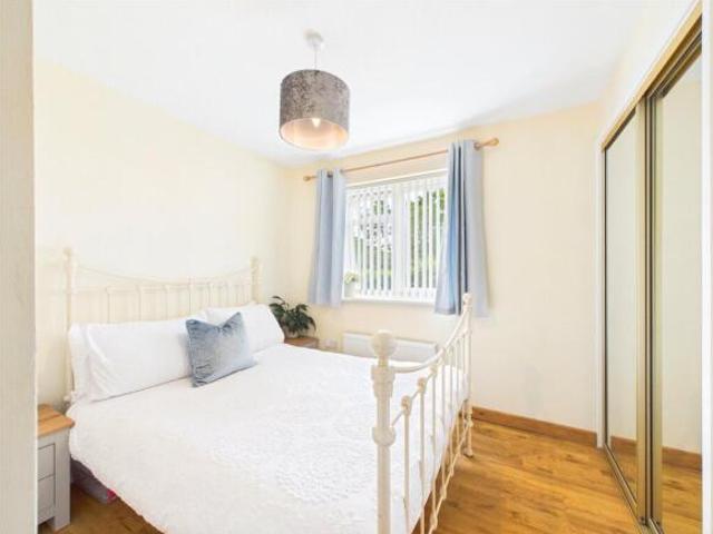 4 bedroom detached house for sale in Marsh Avenue, Long Meadow, Worcester, Worcestershire, WR4