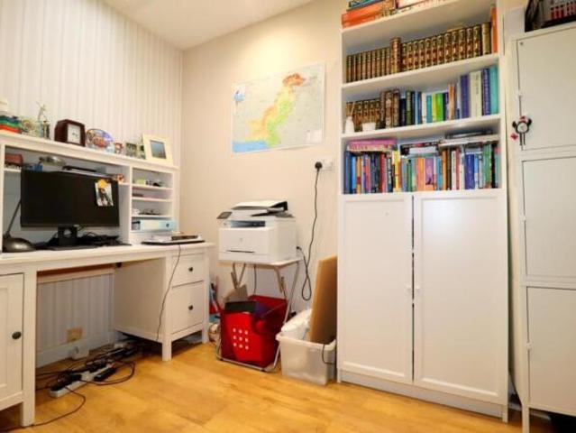 4 bedroom detached house for sale in Marston Gardens, Luton, LU2
