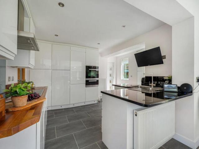 4 bedroom detached house for sale in Meadow View, Barwick In Elmet, Leeds, LS15