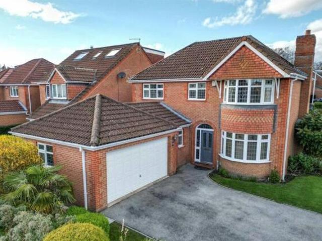 4 Bedroom Detached House For Sale In Meanwood