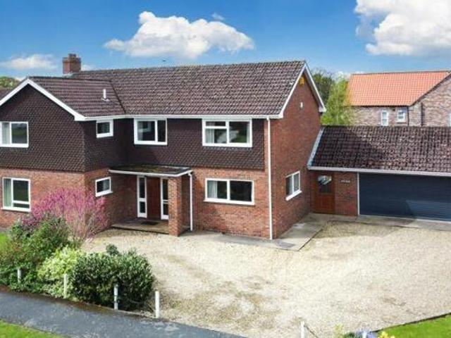 4 Bedroom Detached House For Sale In Melbourne, York