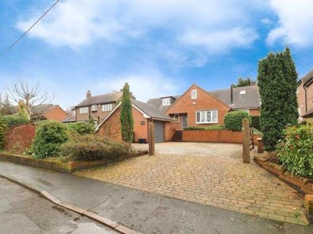 4 Bedroom Detached House For Sale In Melbourne