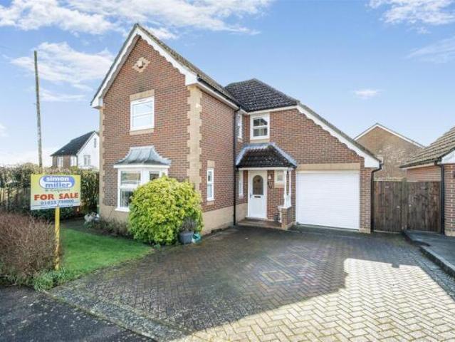 4 bedroom detached house for sale in Melford Drive, Maidstone, ME16