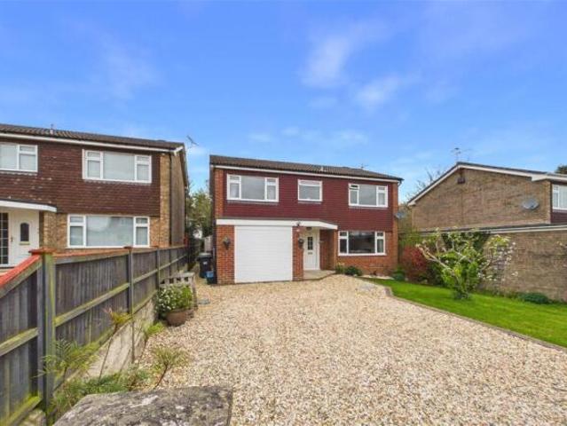 4 bedroom detached house for sale in Melford Gardens, Basingstoke, Hampshire, RG22