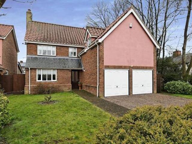 4 Bedroom Detached House For Sale In Mendlesham