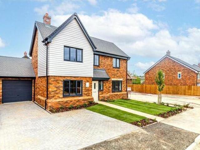 4 Bedroom Detached House For Sale In Meppershall, Shefford
