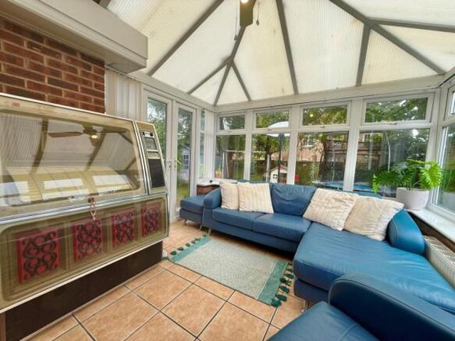 4 bedroom detached house for sale in Mercer Drive, Lincoln, LN1