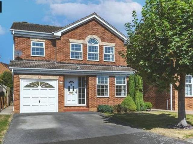 4 bedroom detached house for sale in Merlin Close Belper DE56