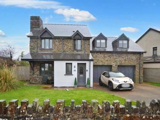 4 bedroom detached house for sale in Merlins Bridge SA61
