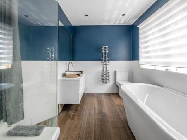 4 bedroom detached house for sale in Merrow Place, Guildford, Surrey, GU4
