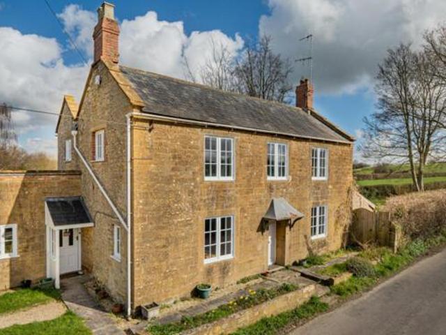 4 Bedroom Detached House For Sale In Merriott