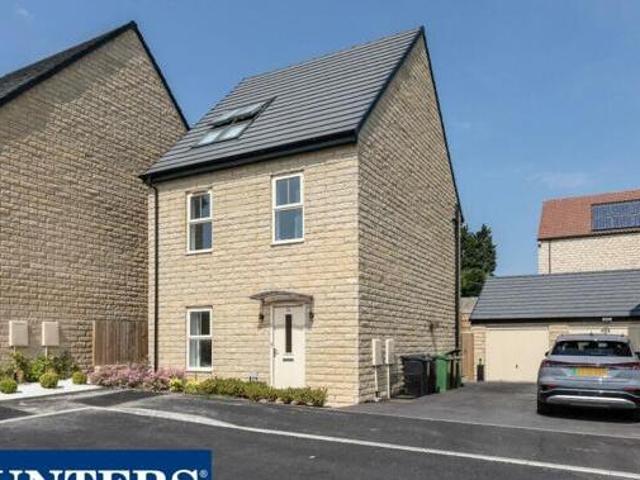 4 Bedroom Detached House For Sale In Micklefield