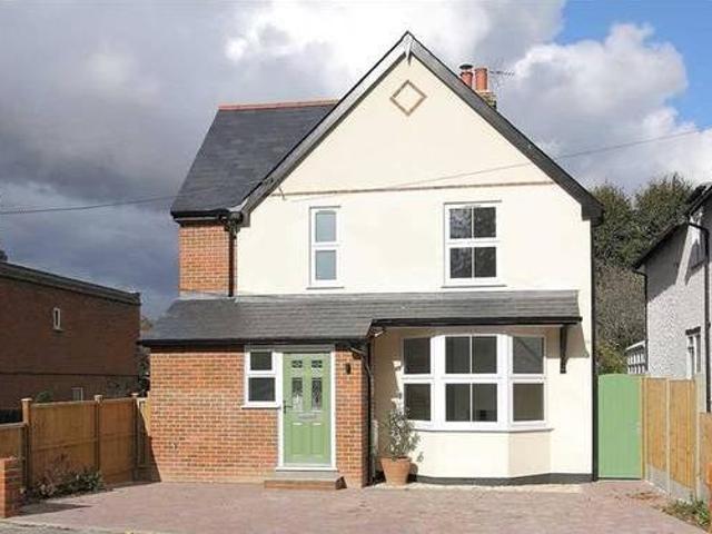 4 bedroom detached house for sale in Micheldever Road Whitchurch RG28