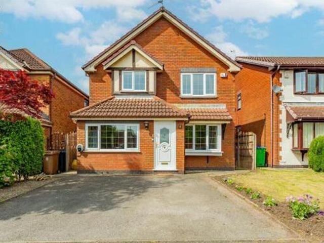 4 Bedroom Detached House For Sale In Middleton, Manchester