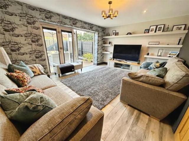4 bedroom detached house for sale in Mill Lane, North Hykeham, Lincoln, Lincolnshire, LN6
