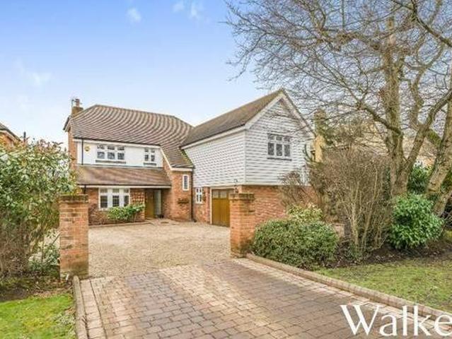 4 bedroom detached house for sale in Mill Road Stock CM4