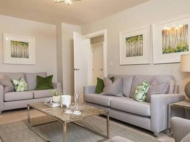 4 bedroom detached house for sale in Mill Road Wolvercote Oxford OX2 OX2