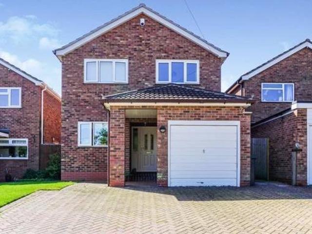 4 bedroom detached house for sale in Mill Street Leamington Spa CV33 CV33