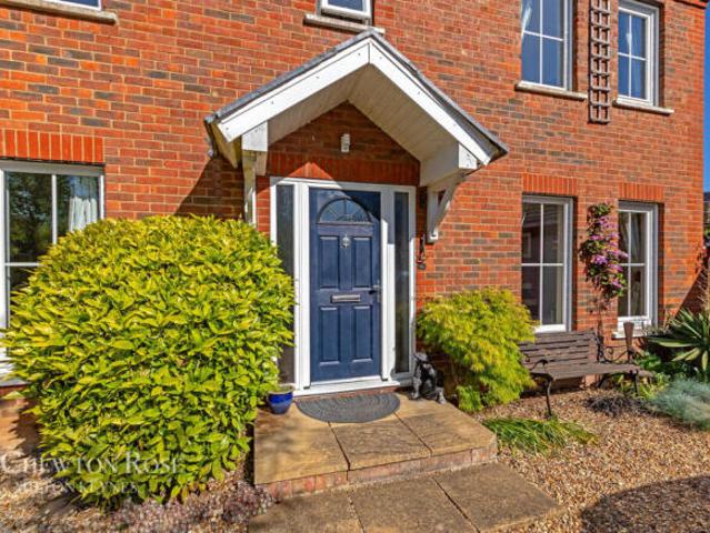 4 bedroom detached house for sale in Millington Gate, Willen, MK15