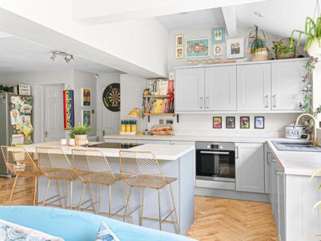 4 bedroom detached house for sale in Milnthorpe Close, Bramham, Wetherby, West Yorkshire, LS23