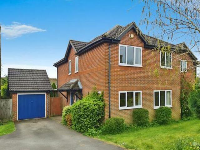 4 Bedroom Detached House For Sale In Milton Keynes