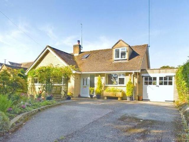 4 Bedroom Detached House For Sale In Milton under wychwood