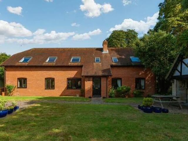 4 Bedroom Detached House For Sale In Milton