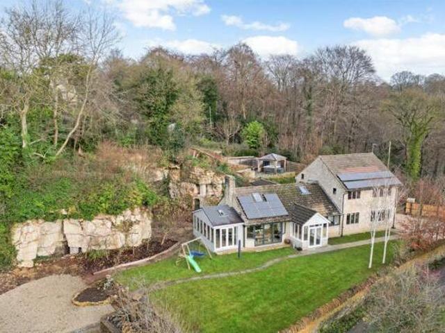 4 Bedroom Detached House For Sale In Minchinhampton