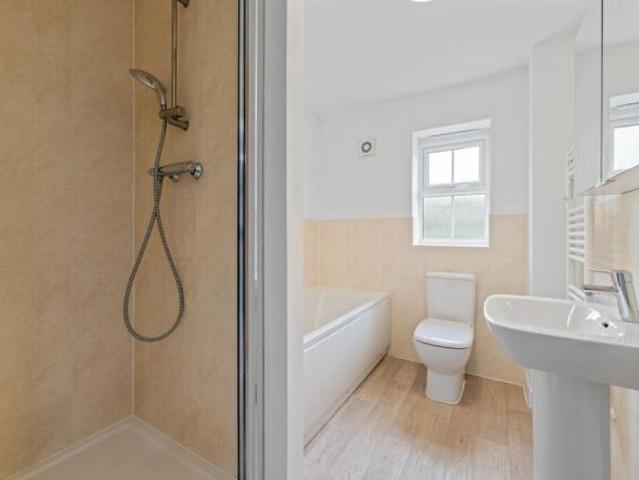 4 bedroom detached house for sale in Minnesota Drive, Great Sankey, WA5