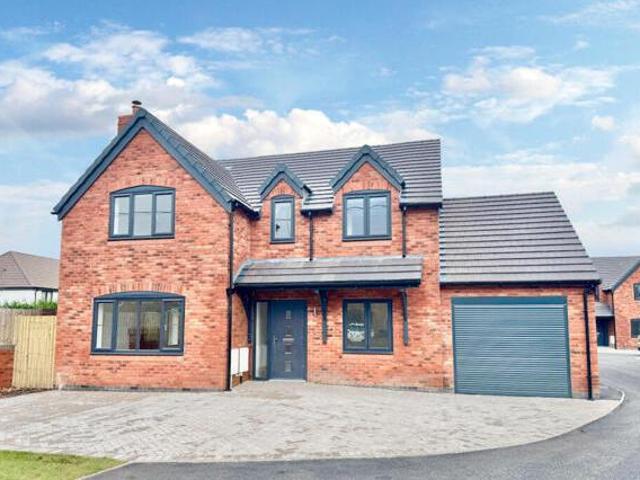 4 Bedroom Detached House For Sale In Muxton, Telford