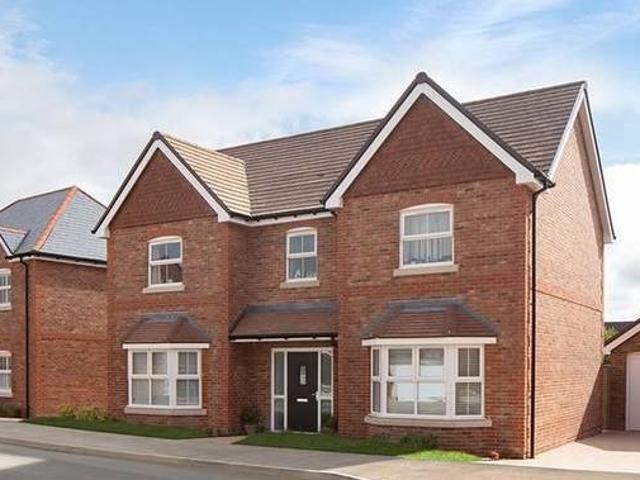 4 bedroom detached house for sale in Mulberry Fields Mill Straight Southwater RH13 RH13