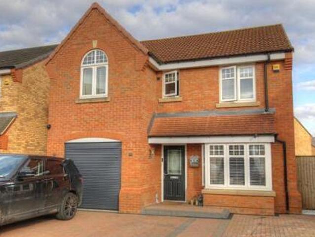 4 Bedroom Detached House For Sale In Nottingham