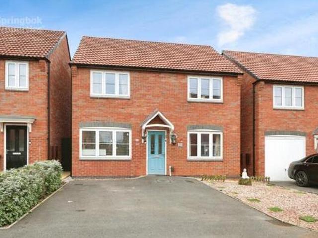 4 Bedroom Detached House For Sale In Nottingham