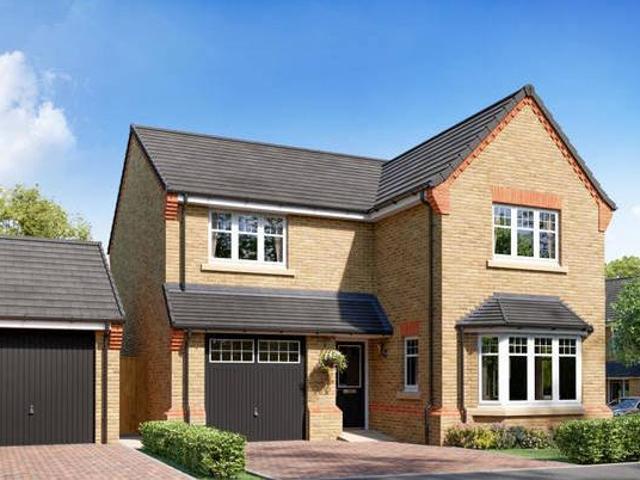 4 bedroom detached house for sale in Nottingham NG15 6WQ NG15