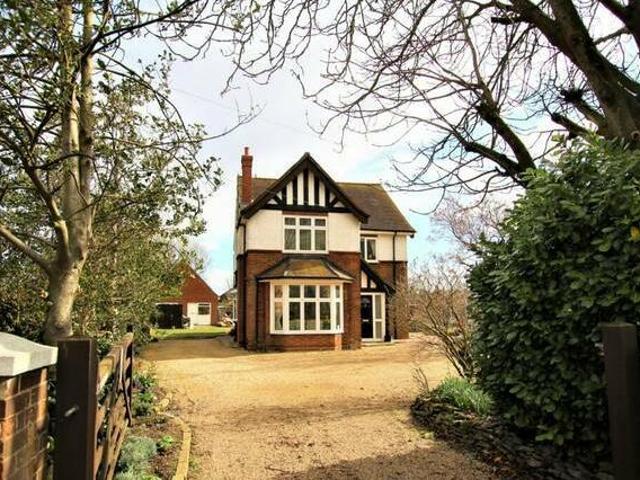 4 bedroom detached house for sale in Norwood Road March PE15