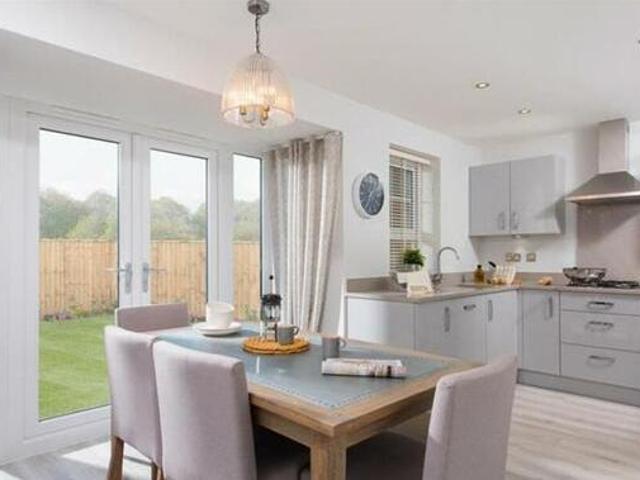4 Bedroom Detached House For Sale In Norwich Road