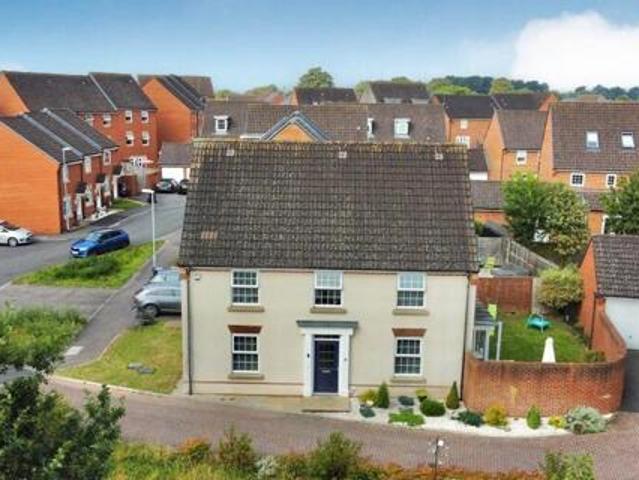 4 Bedroom Detached House For Sale In Norton Fitzwarren, Taunton