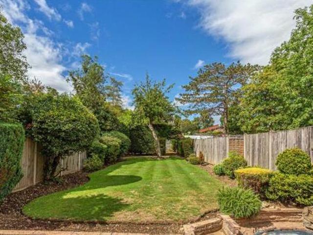 4 Bedroom Detached House For Sale In Northwood, Middlesex