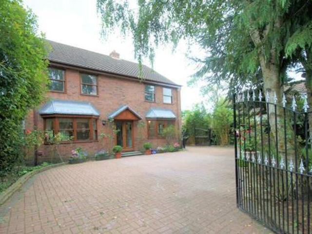4 Bedroom Detached House For Sale In North Cave