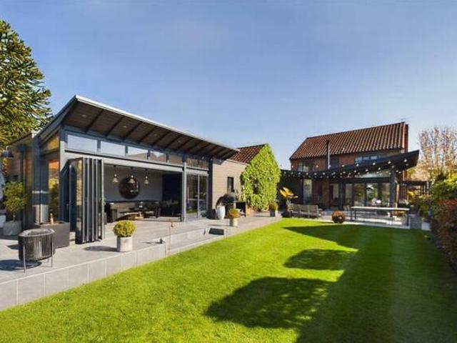 4 Bedroom Detached House For Sale In North Cave