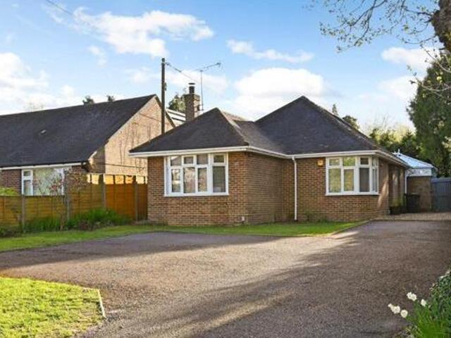 4 Bedroom Detached House For Sale In North Baddesley