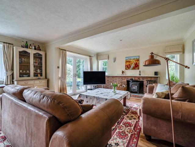 4 bedroom detached house for sale in North Hill Close, Winchester, SO22