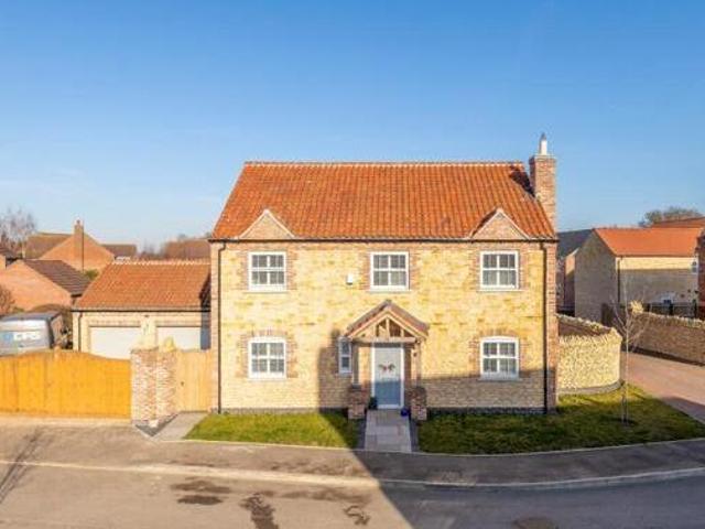 4 Bedroom Detached House For Sale In North Hykeham