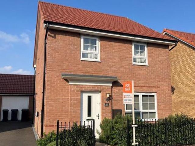 4 Bedroom Detached House For Sale In North Hykeham
