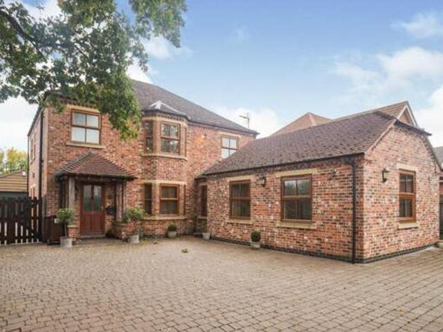 4 Bedroom Detached House For Sale In North Hykeham