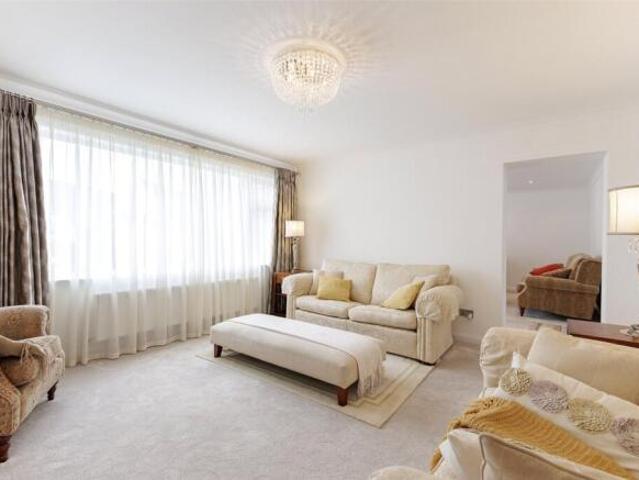 4 bedroom detached house for sale in North Rise, Llanishen, Cardiff, CF14