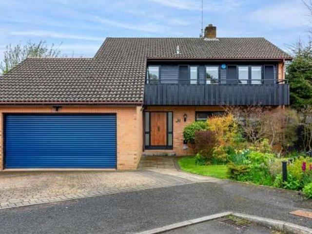 4 Bedroom Detached House For Sale In Northampton